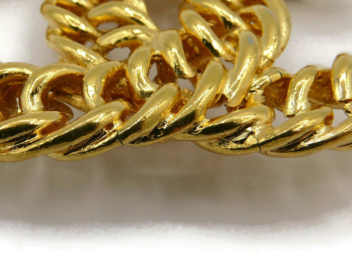 CHANEL Vintage Massive Iconic Gold Tone Curb Chain Logo Brooch For Sale at 1stDibs