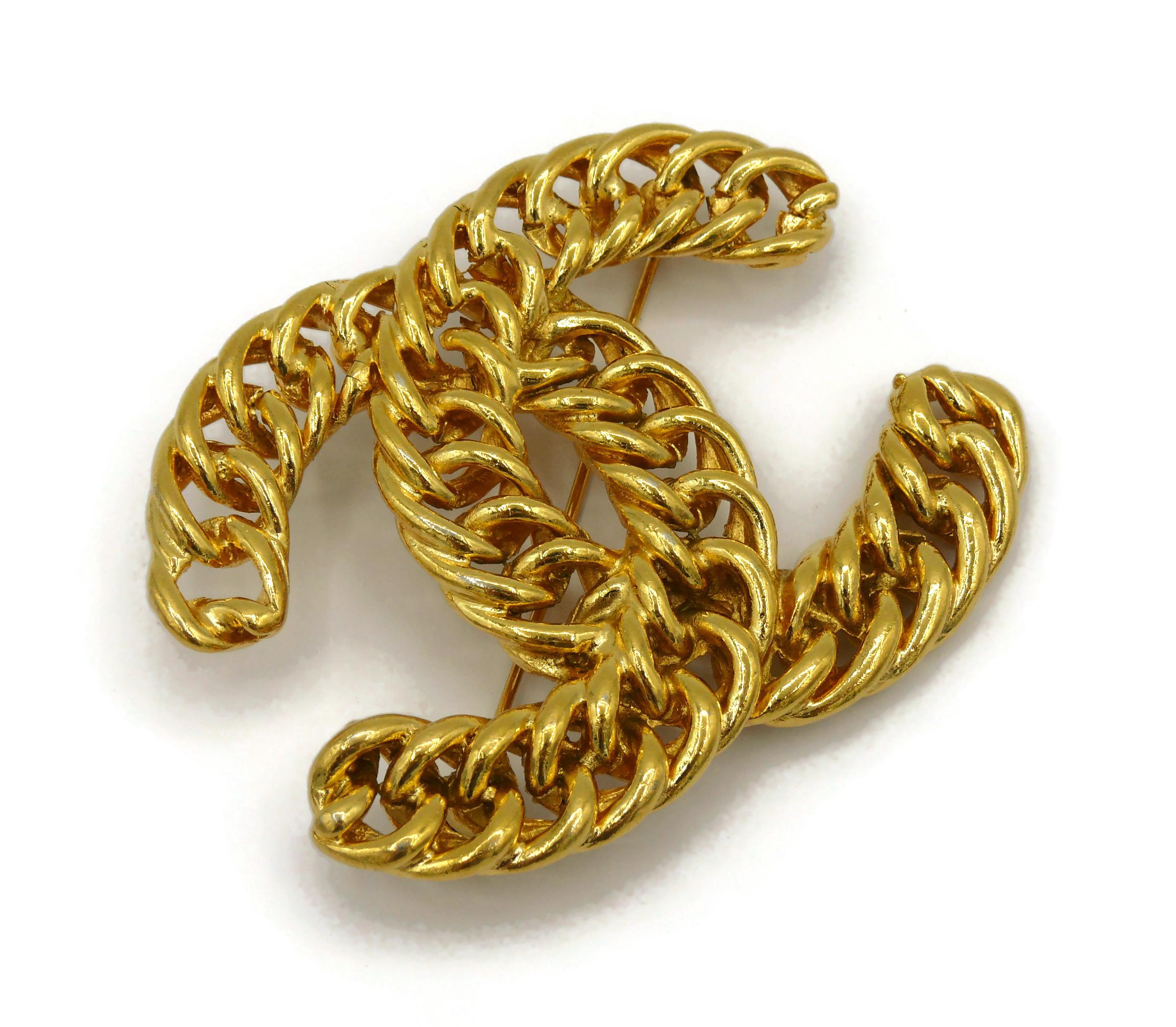 CHANEL Vintage Massive Iconic Gold Tone Curb Chain Logo Brooch For Sale at 1stDibs