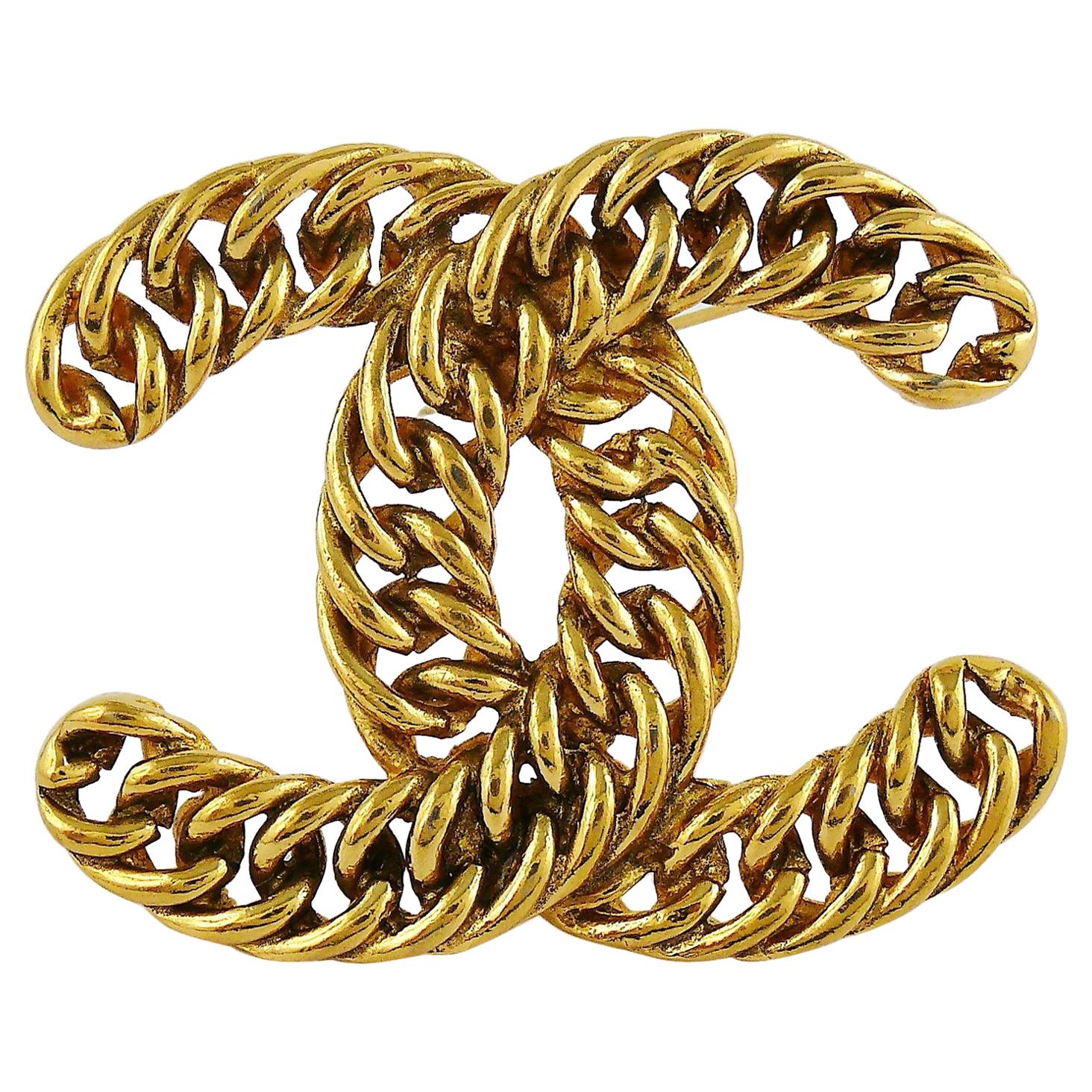 Chanel Vintage Massive Iconic Gold Toned Curb Chain Logo Brooch at ...