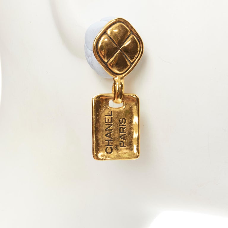 CHANEL Vintage PARIS name plate gold tone quilted statement clip on ...