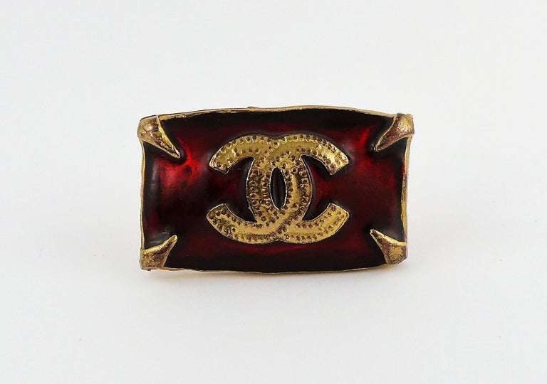 Chanel Vintage Red Enamel CC Logo Brooch at 1stDibs