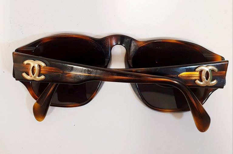 Chanel - Vintage sunglasses For Sale at 1stDibs