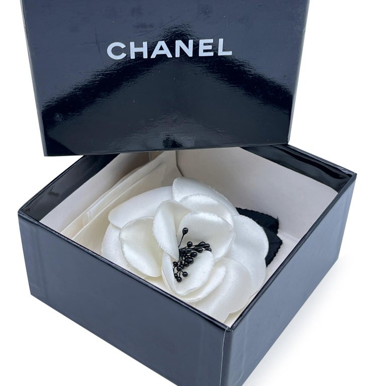 Chanel Vintage White and Black Silk Camelia Camellia Flower Pin Brooch ...