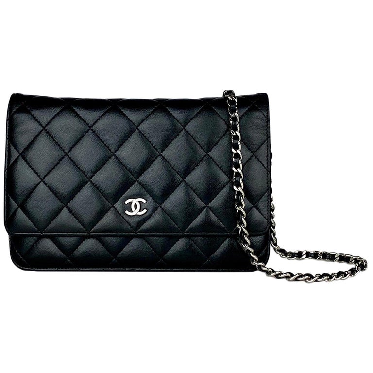 Chanel Wallet On Chain For Sale at 1stDibs