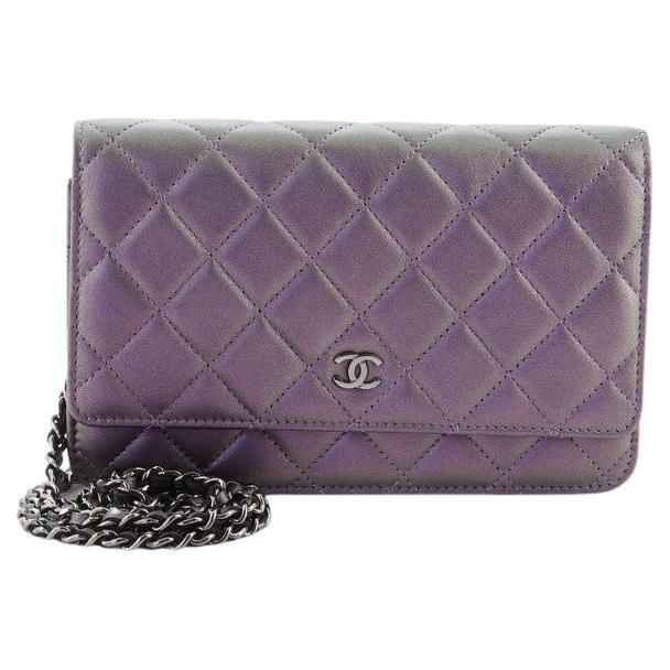 Chanel Pearl White Pebbled Leather Compact Wallet For Sale at 1stDibs