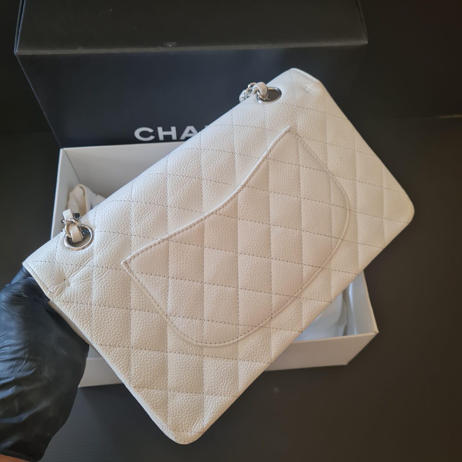 Chanel White Caviar Quilted Medium Classic Double Flap Bag For Sale at ...