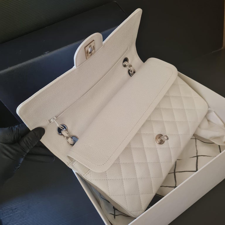 Chanel White Caviar Quilted Medium Classic Double Flap Bag For Sale at ...