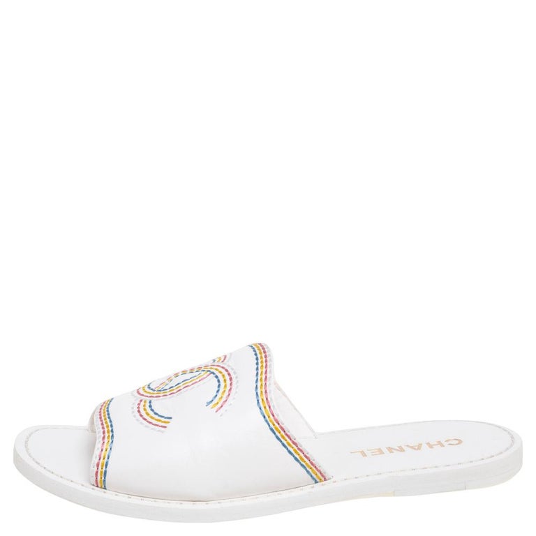 Chanel White Leather CC Logo Slides Size 37 at 1stDibs | chanel slides
