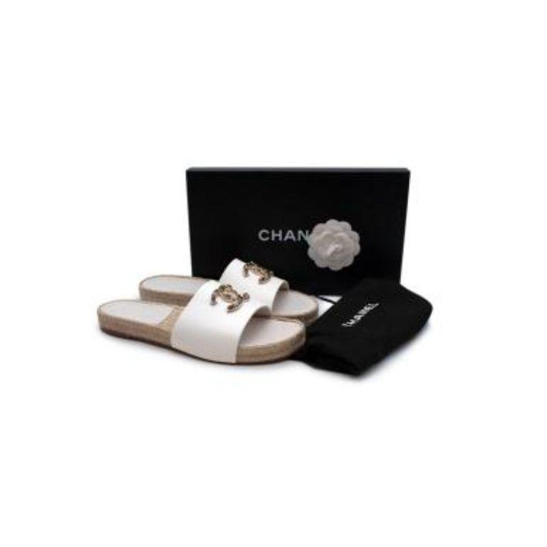 Chanel White Leather Espadrille Sliders with Embellished Logo For Sale ...
