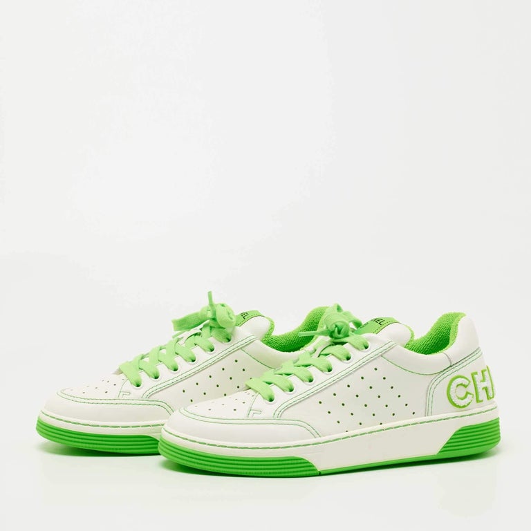 Chanel White/Neon Green Leather 22P Trainer Sneakers Size 38.5 For Sale ...