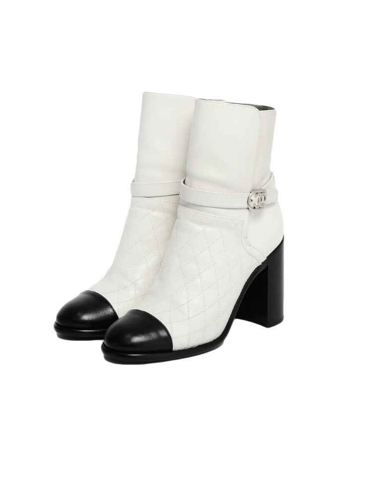 Chanel White Quilted CC Heeled Booties w/ Black Cap Toe sz 39 For Sale ...