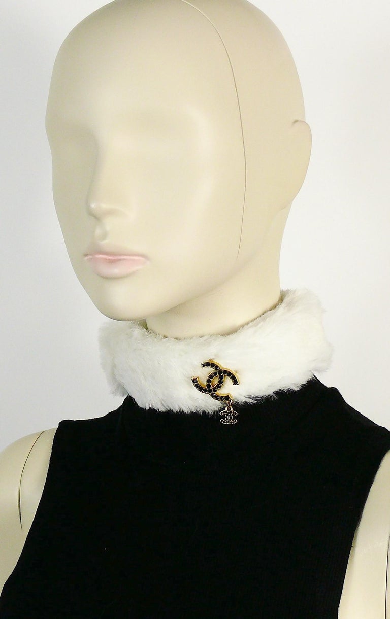 Chanel White Rabbit Fur Jewelled CC Choker Necklace at 1stDibs