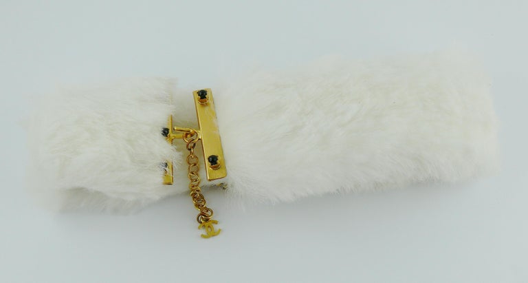 Chanel White Rabbit Fur Jewelled CC Choker Necklace at 1stDibs
