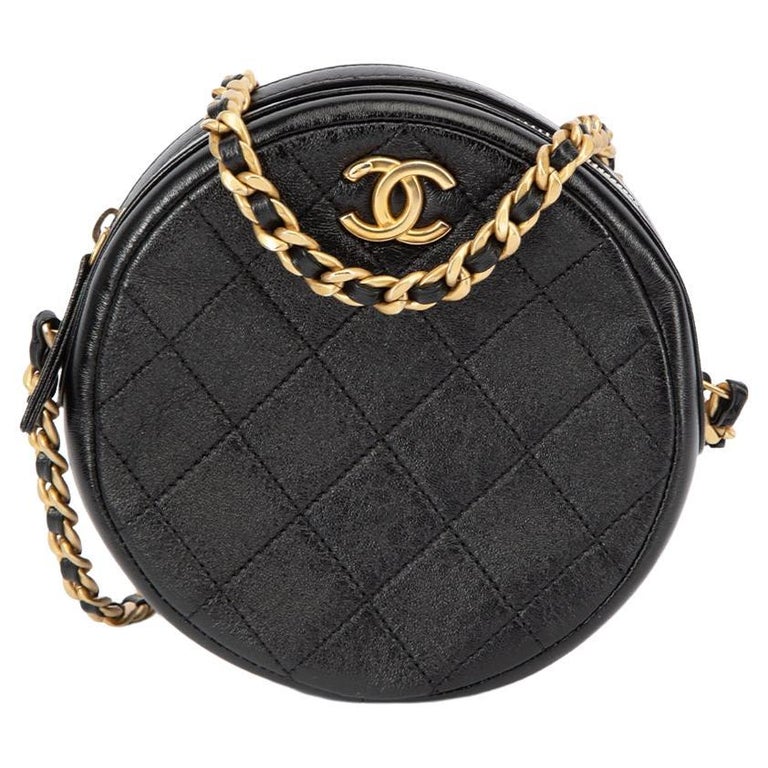 Chanel Women's Black Leather Round Chain Clutch For Sale at 1stDibs