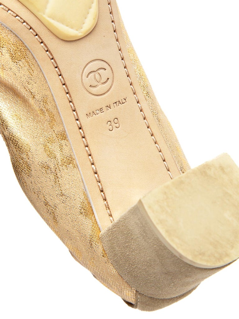 Chanel Women's Gold Stretch Pumps For Sale at 1stDibs