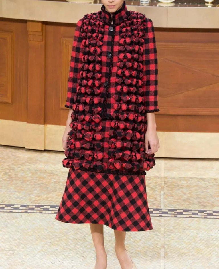 Chanel Wool Red Black Checkered Skirt For Sale at 1stDibs