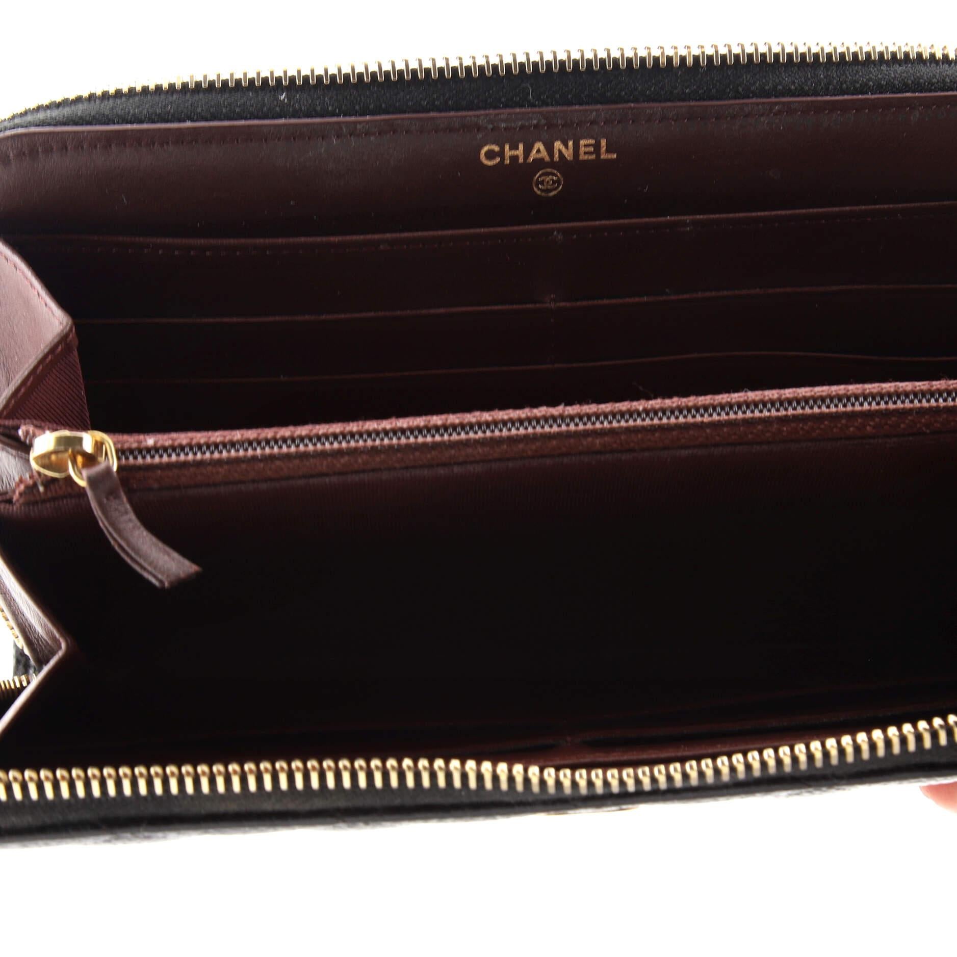 Chanel Zip Around Wallet Quilted Caviar Long For Sale at 1stDibs