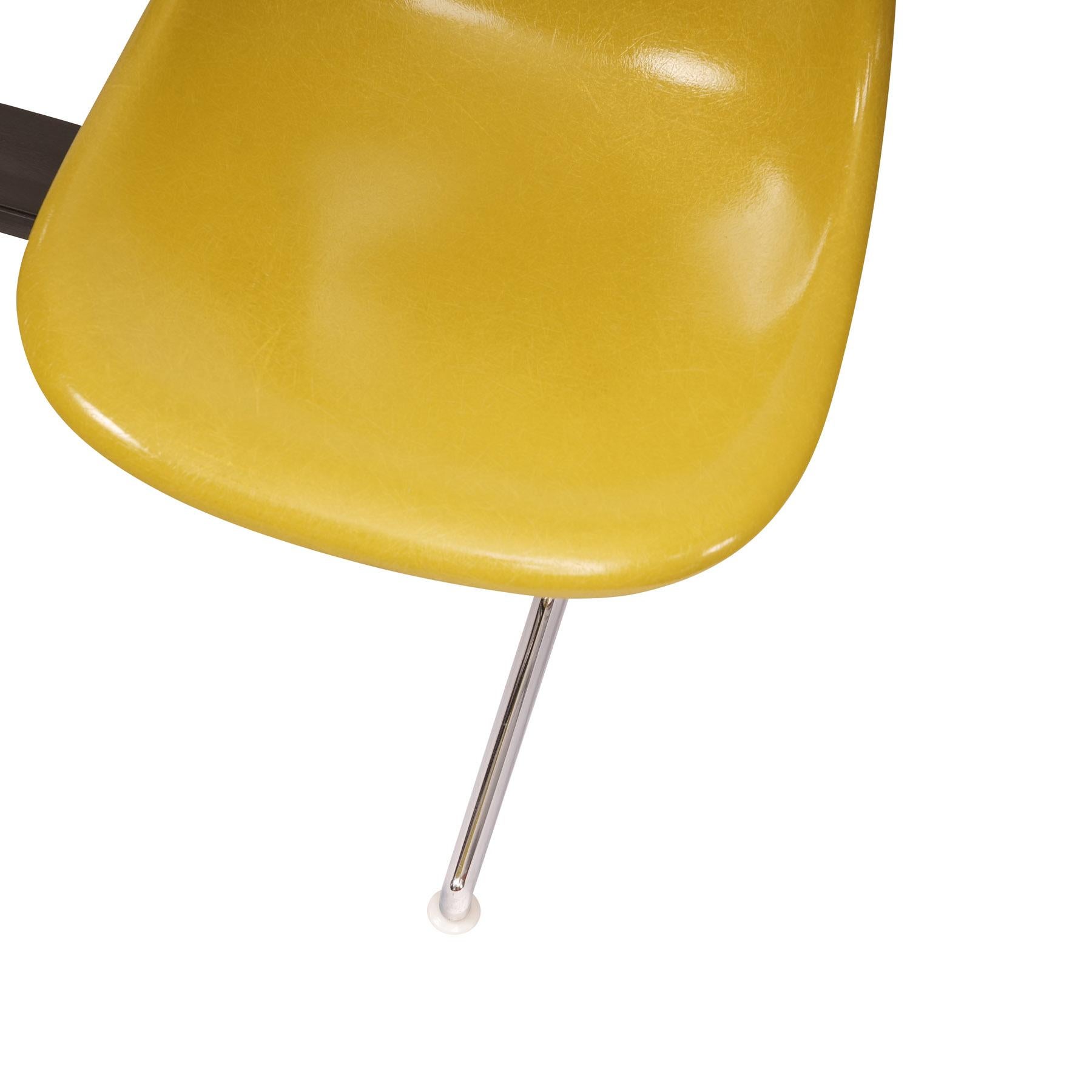 Charles and Ray Eames Fiberglass Shell Bench For Sale at 1stDibs