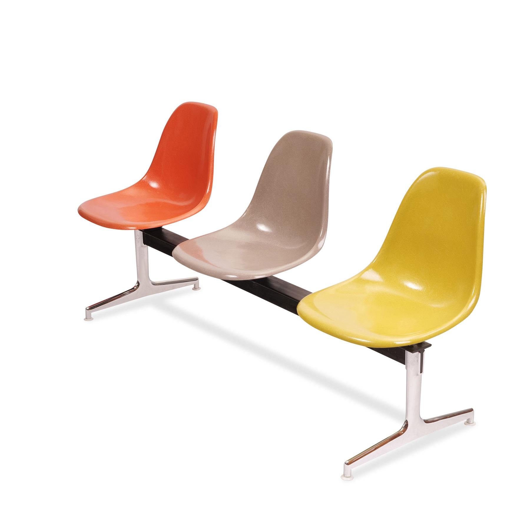 Charles and Ray Eames Fiberglass Shell Bench For Sale at 1stDibs