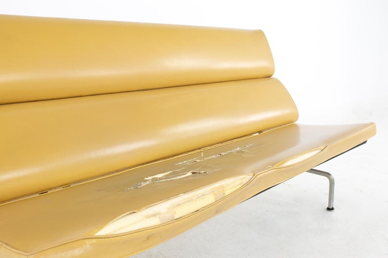 Early Charles and Ray Eames for Herman Miller Mid Century Compact ...