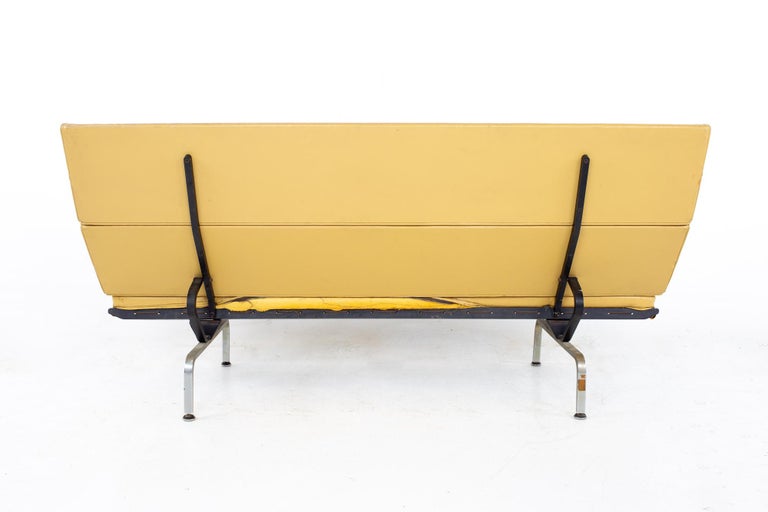 Early Charles and Ray Eames for Herman Miller Mid Century Compact ...