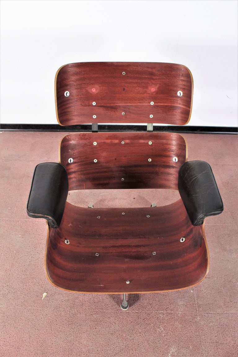 Charles and Ray Eames Wood Lounge Chair and Black Leather, 1960s at 1stDibs