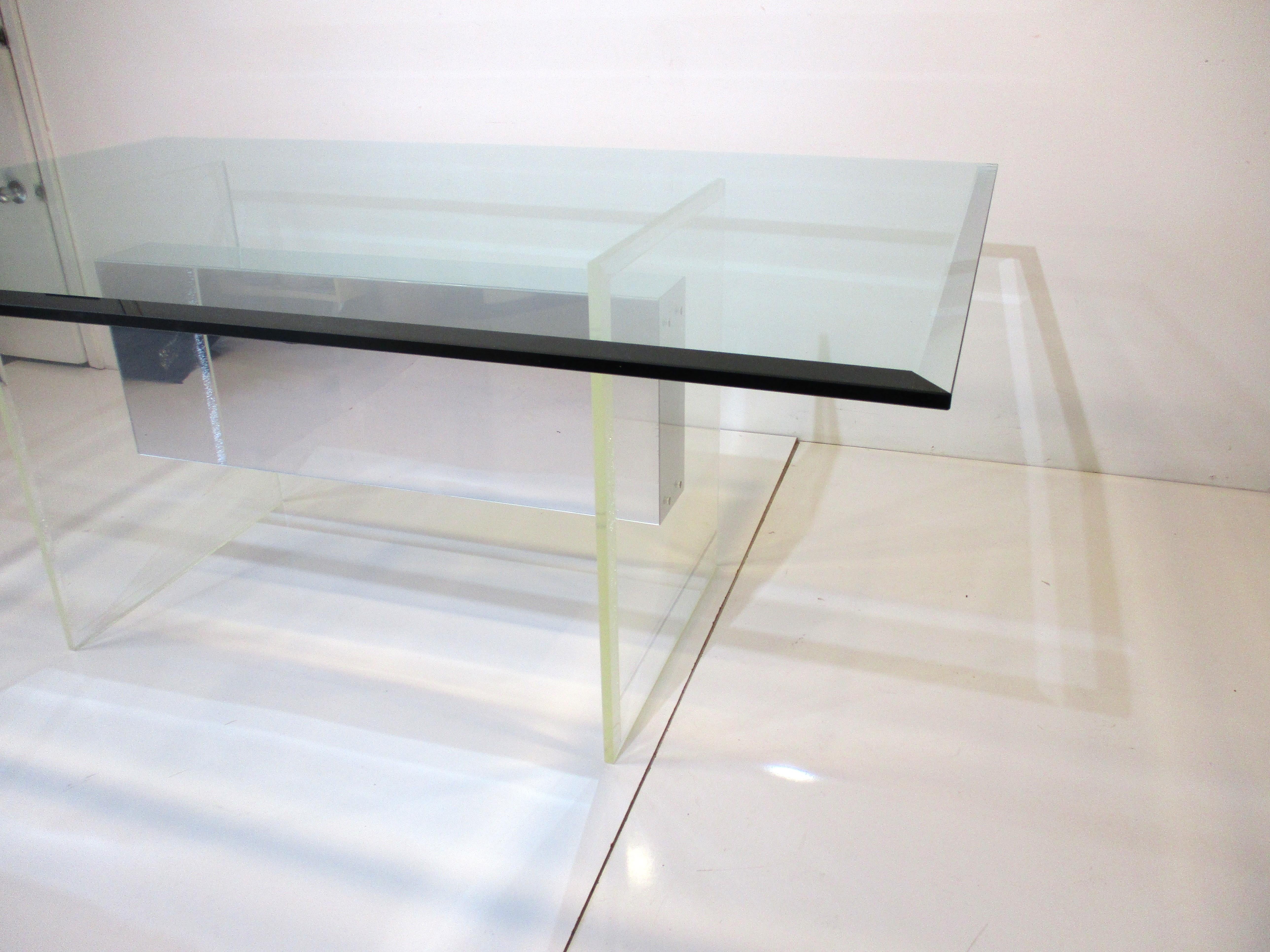 Charles Hollis Jones Lucite / Glass Dining Table For Sale at 1stDibs