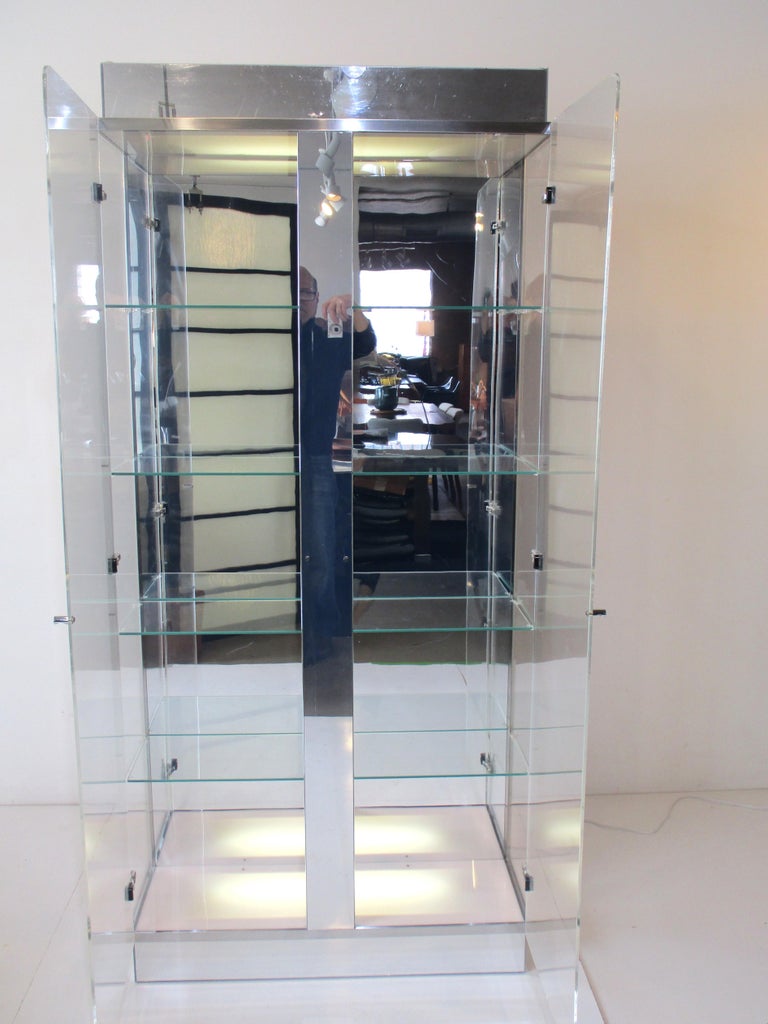 Charles Hollis Jones Lucite / Glass Display Cabinet For Sale at 1stDibs