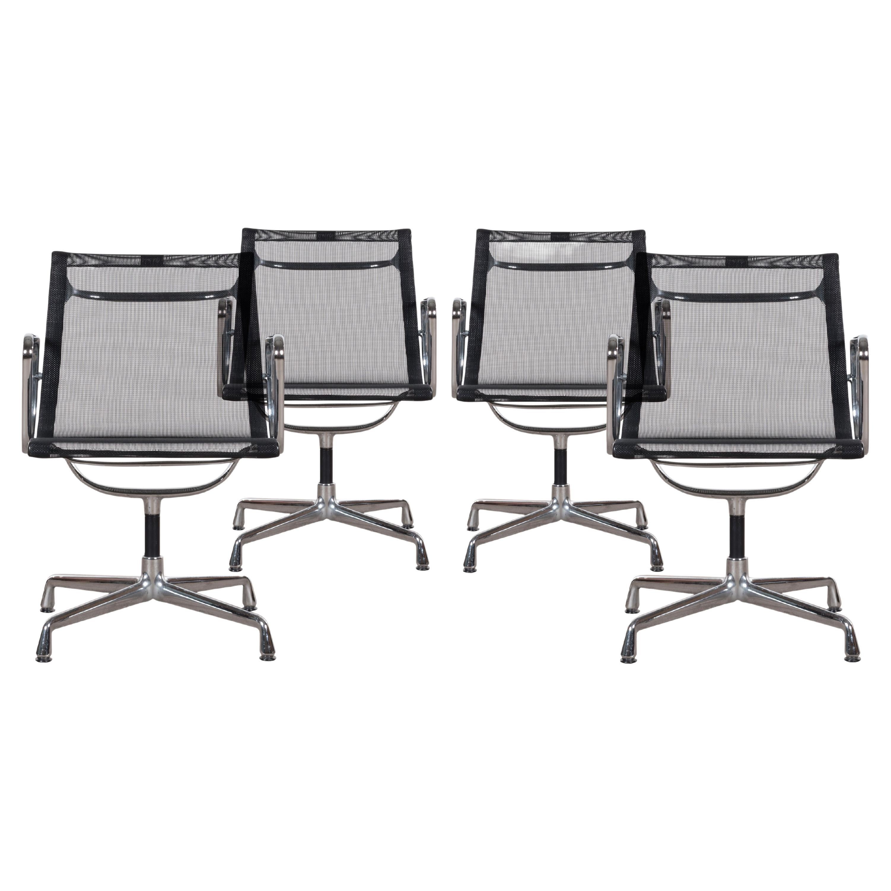 Charles and Ray Eames EA108 Conference and Dining Chair set Black ...