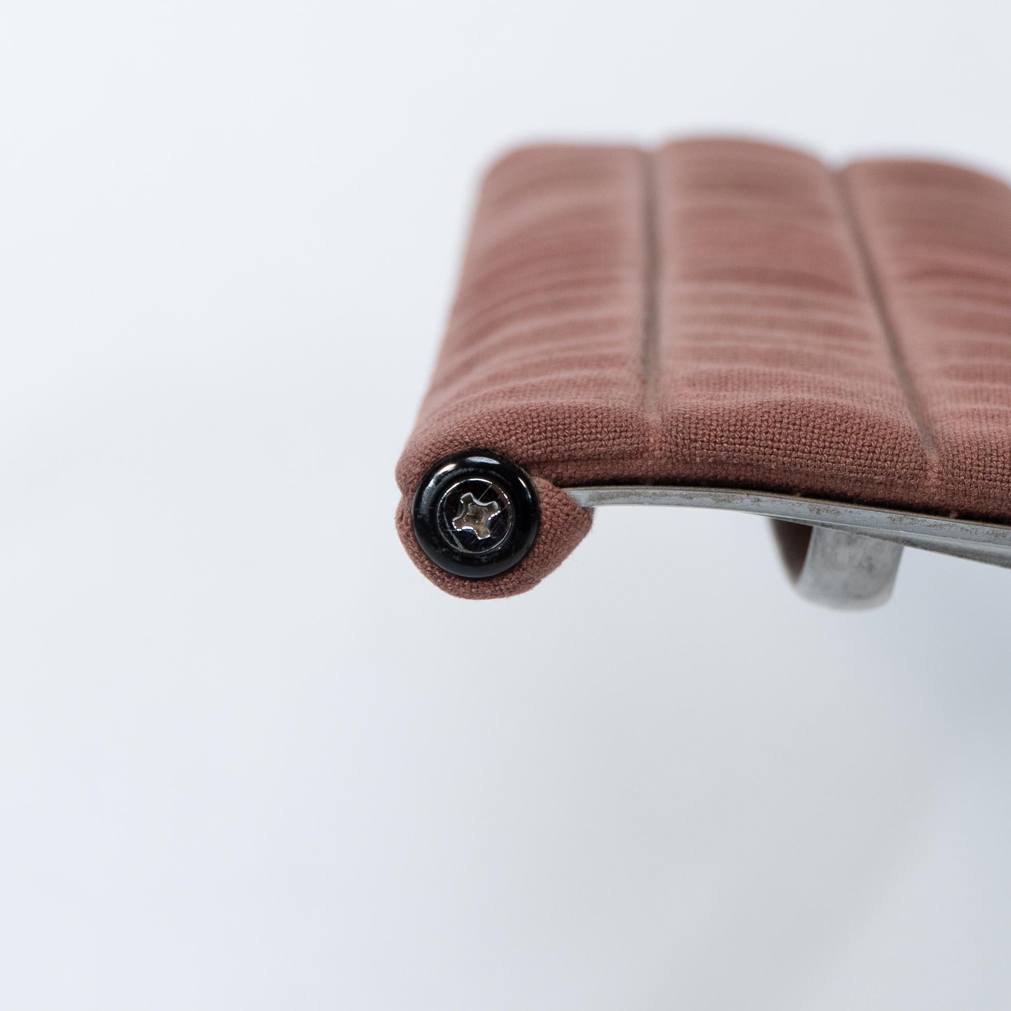 Charles and Ray Eames for Herman Miller. An swivel aluminium revolving ...