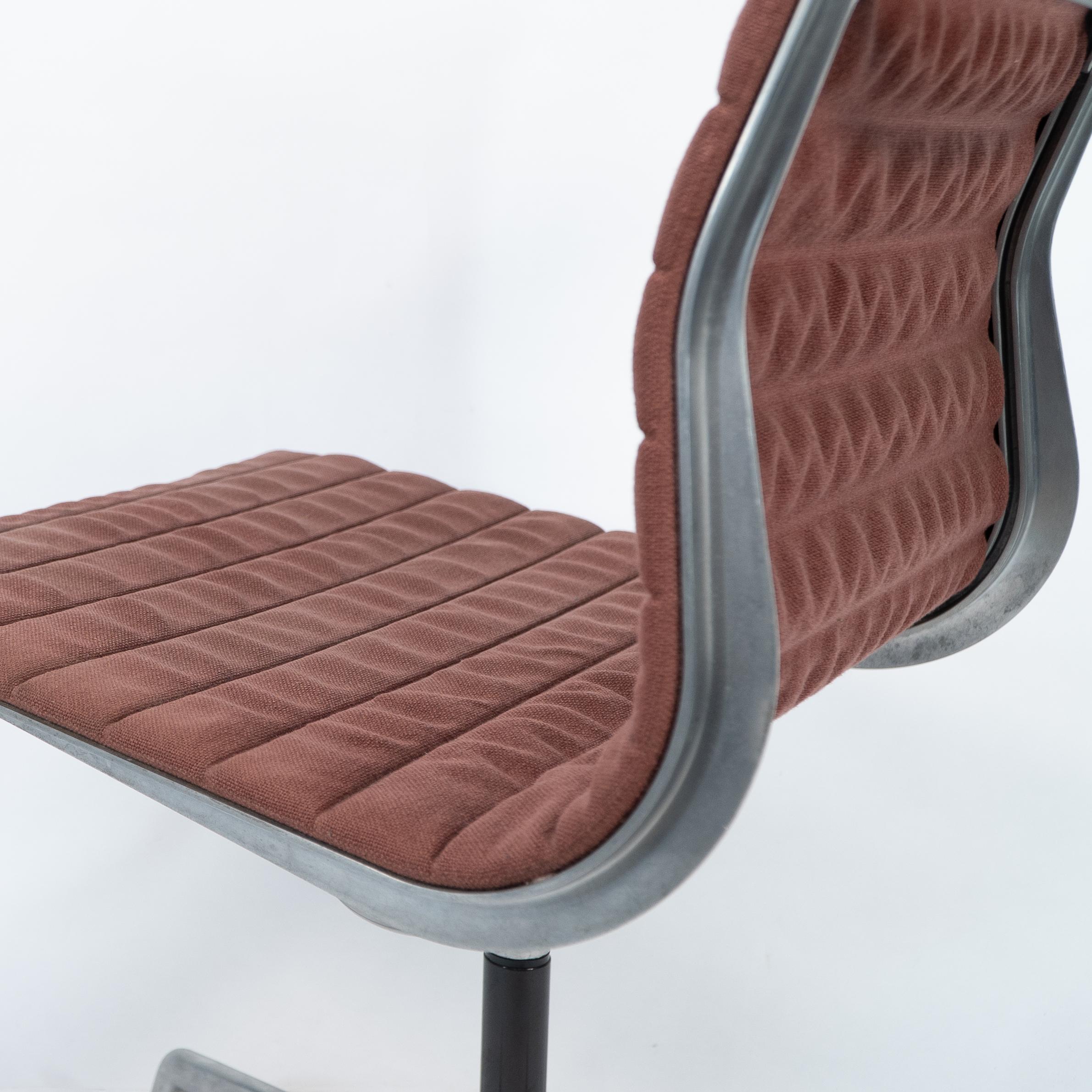 Charles and Ray Eames for Herman Miller. An swivel aluminium revolving ...