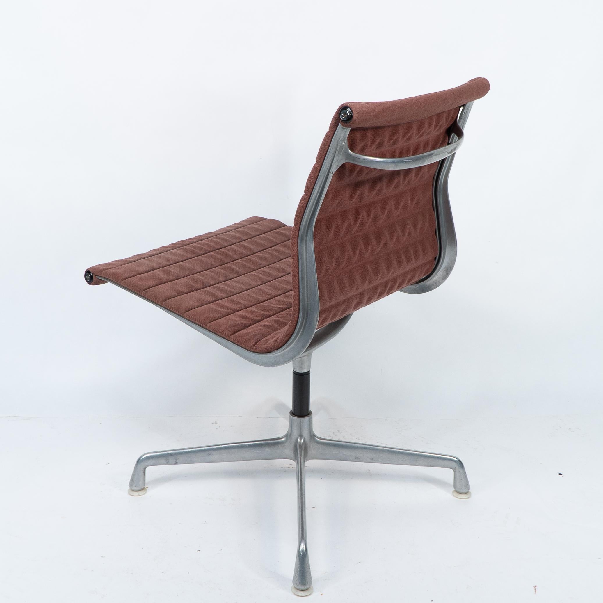 Charles and Ray Eames for Herman Miller. An swivel aluminium revolving ...
