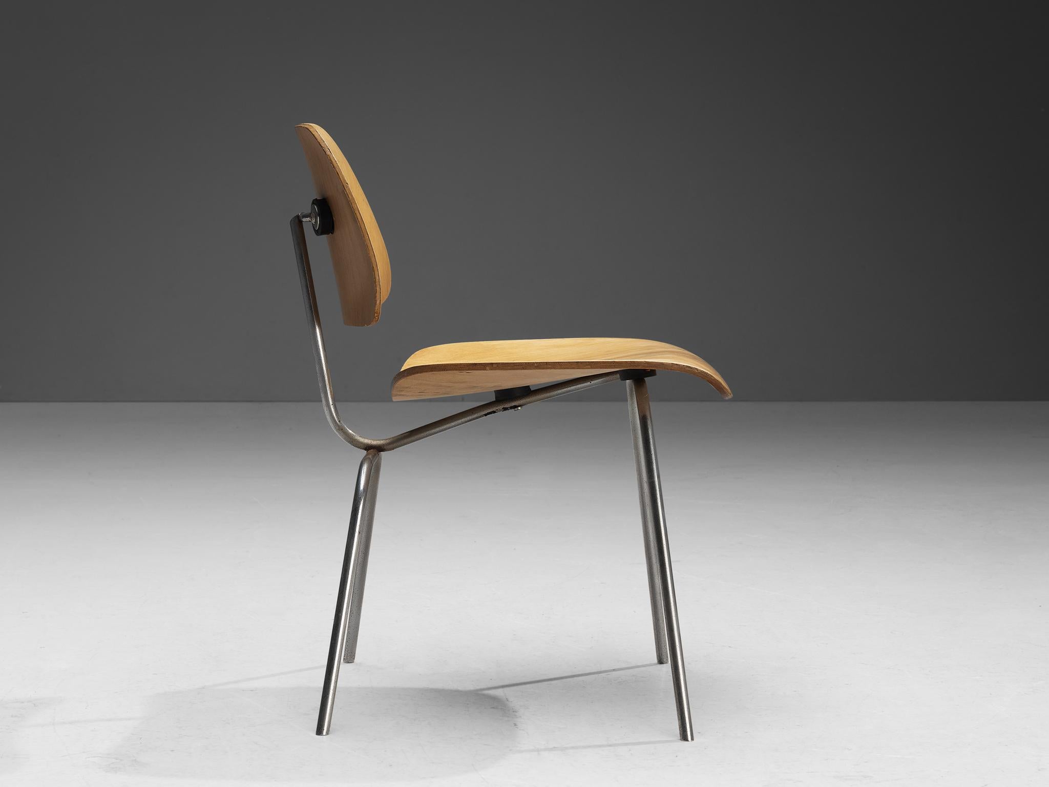 Charles and Ray Eames for Herman Miller Classic 'DCM' Chair For Sale at ...