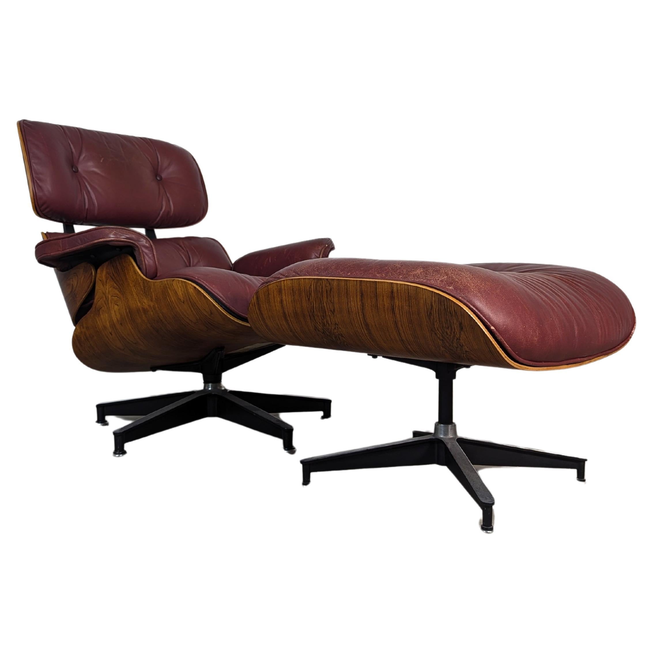 Charles Eames Leather Chair - 323 For Sale on 1stDibs