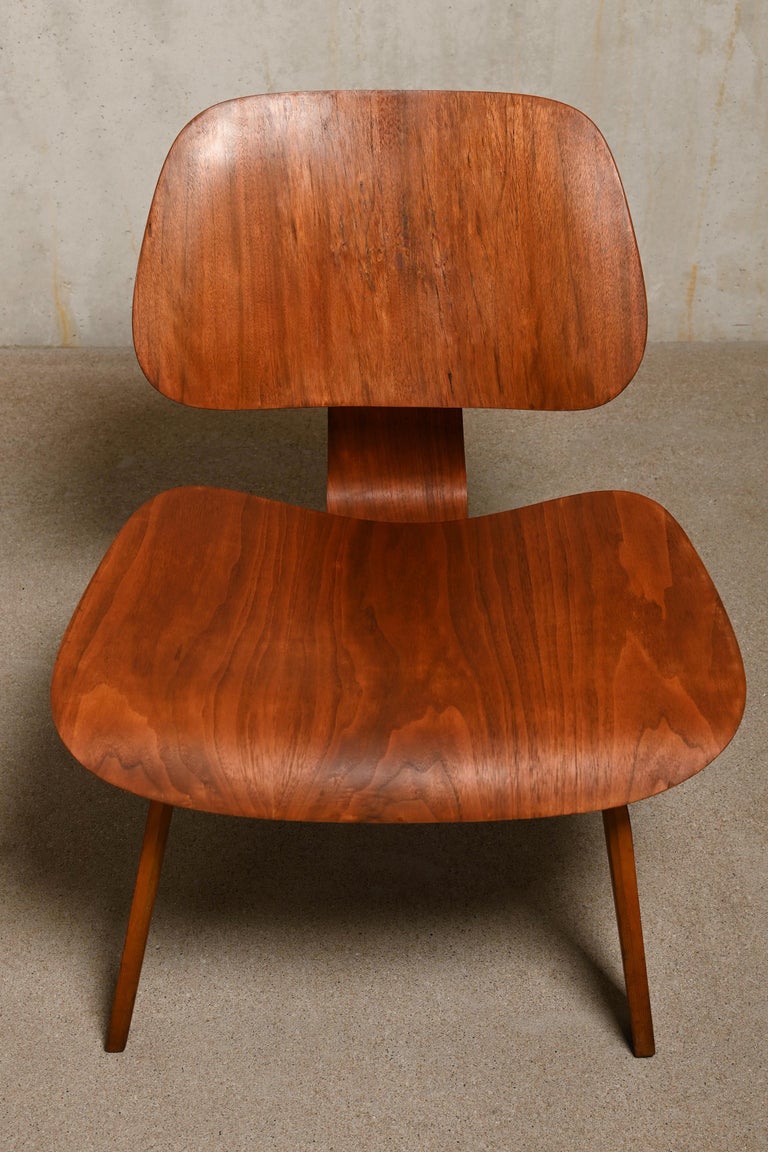 Charles and Ray Eames Vintage LCW Lounge Chair in Walnut Plywood for ...