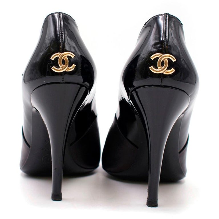 Charlotte Olympia Leather and Perspex Pumps 37.5 For Sale at 1stDibs