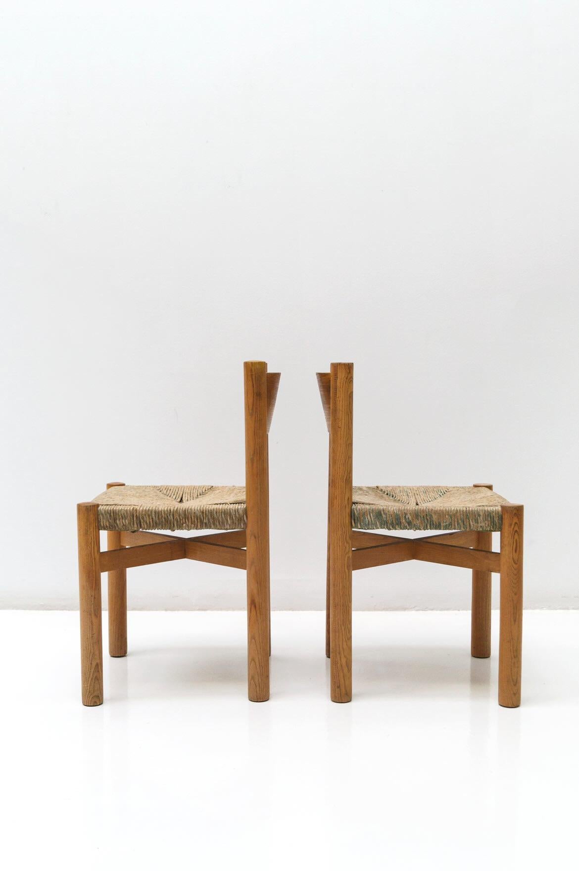 Charlotte Perriand '1903-1999' Pareja de sillas "Meribel", Francia, hacia 1948 en 1stDibs