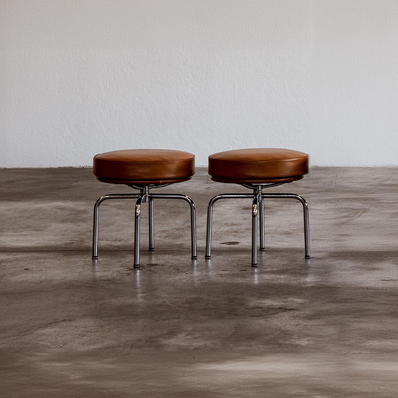 Charlotte Perriand “LC8” Stools for Cassina, 1929, Set of 2 For Sale at ...