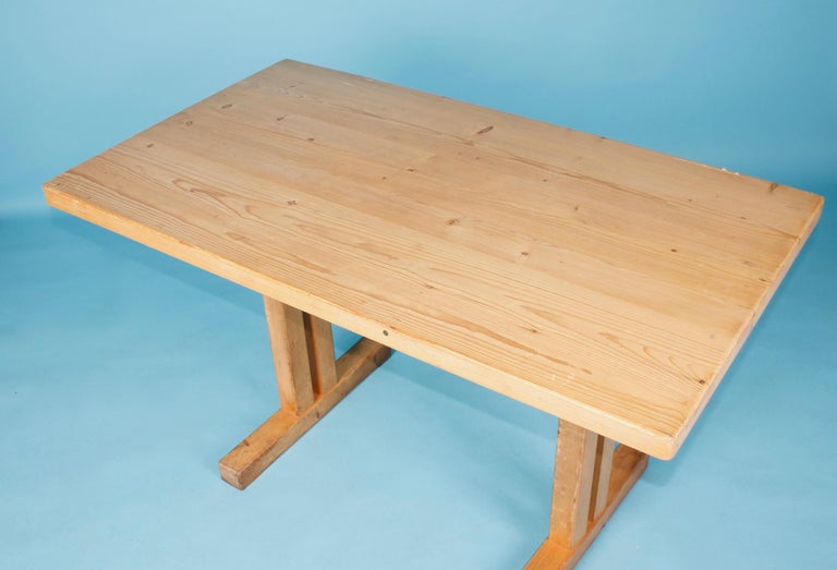 Charlotte Perriand, Table the Arcs 1600, circa 1969 For Sale at 1stDibs