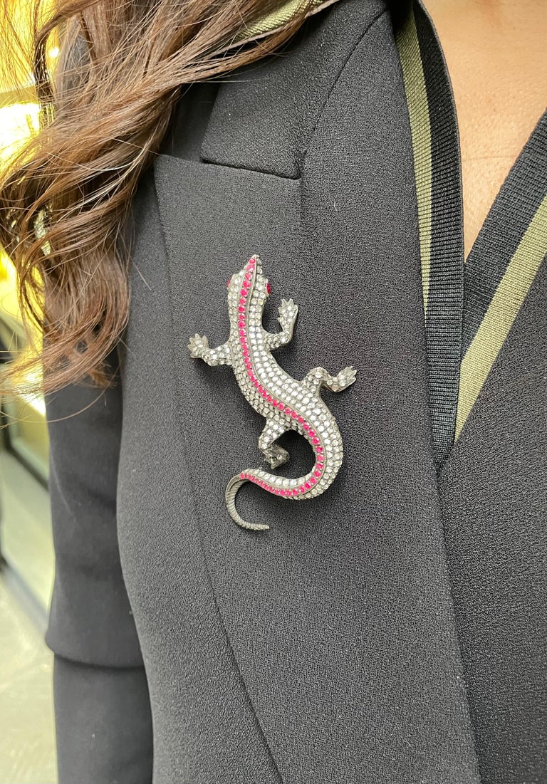 Charming Art Deco Rose-Cut and Ruby Lizard Brooch For Sale at 1stDibs