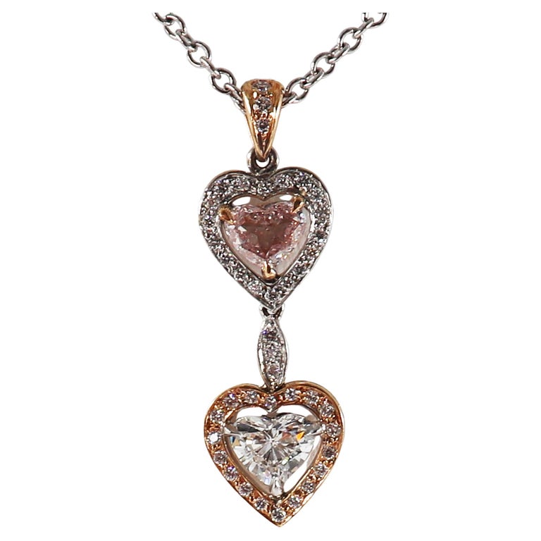 Charming Heart Shaped Pendant Necklace For Sale at 1stDibs
