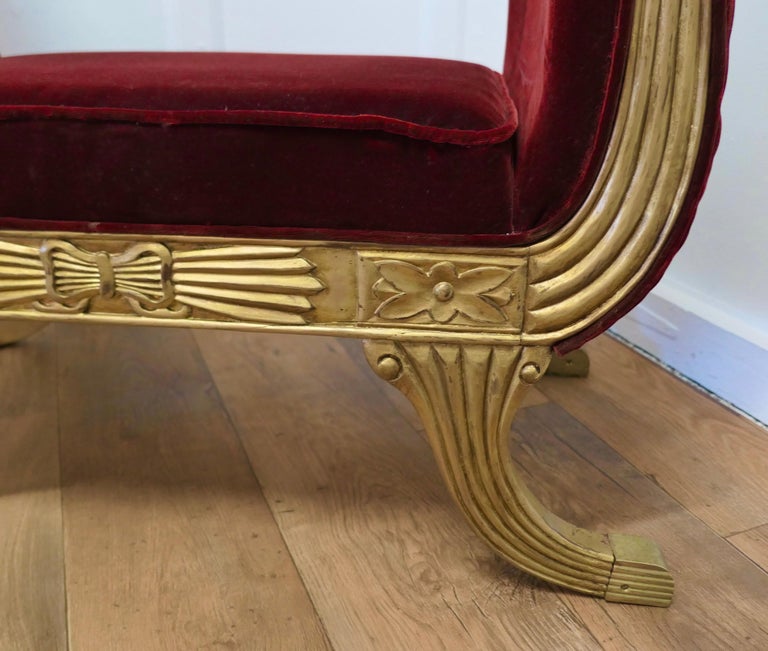 Charming Regency Style Window Seat or Salon Chaise For Sale at 1stDibs