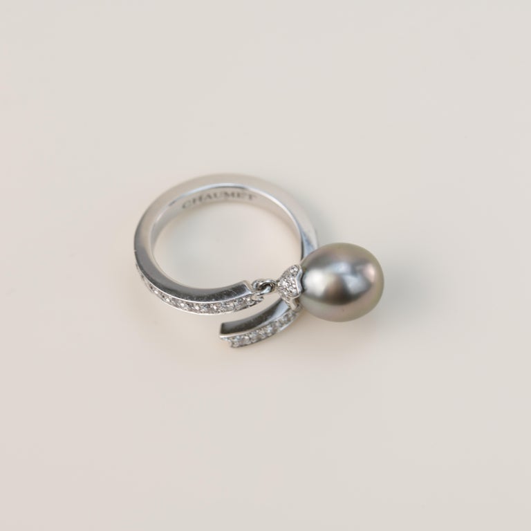 Chaumet 18k White Gold Black Pearl Diamond Ring For Sale at 1stDibs