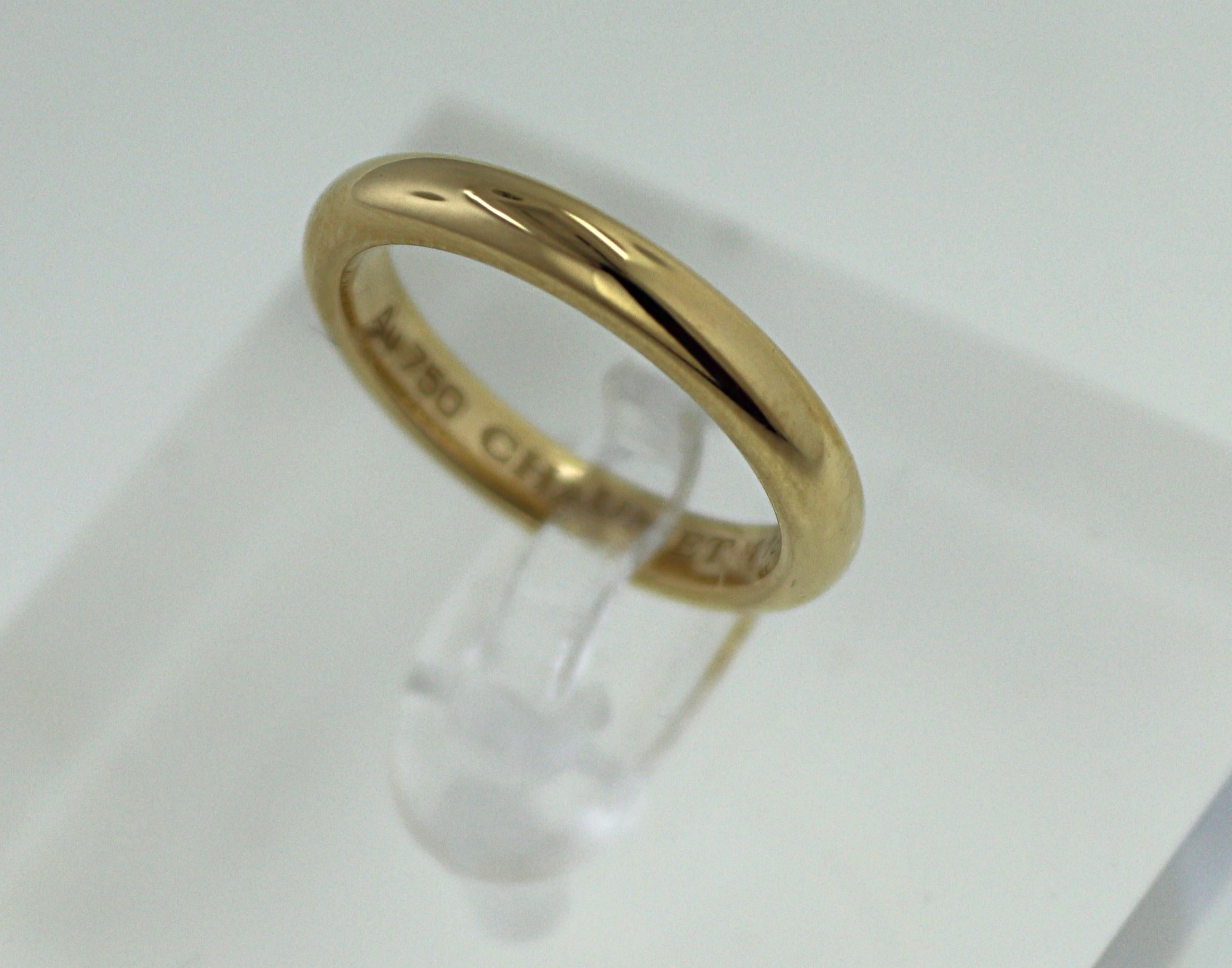 Chaumet 18k Yellow Gold Band Ring For Sale at 1stDibs