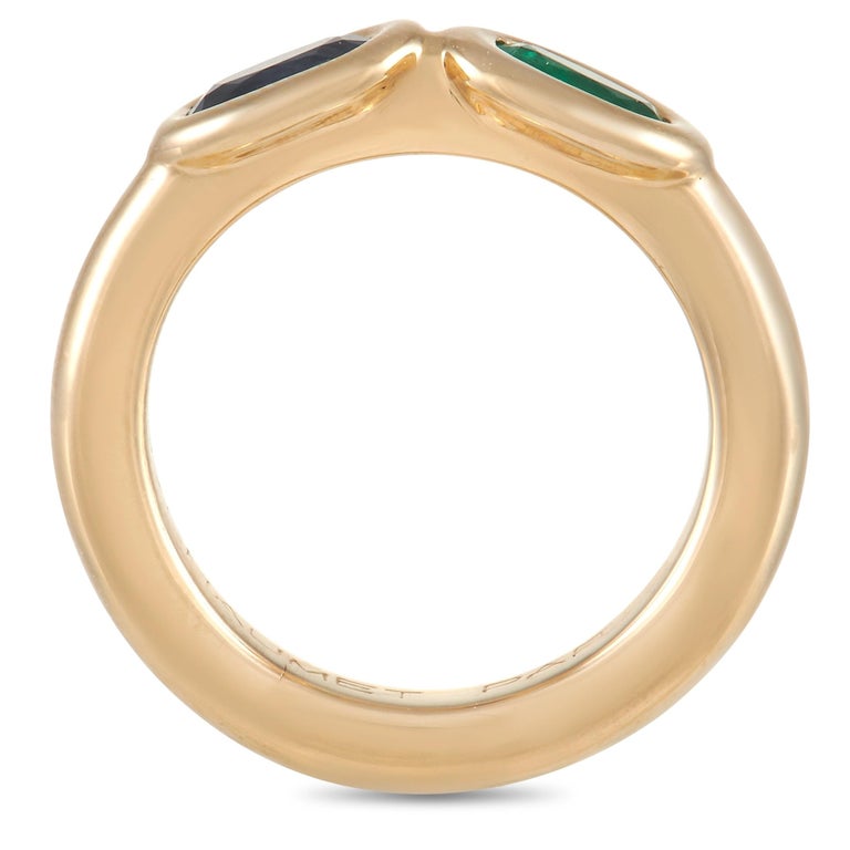Chaumet 18K Yellow Gold Emerald and Sapphire Ring For Sale at 1stDibs