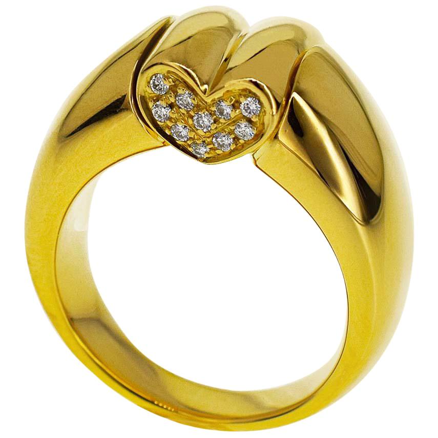 Chaumet Diamond Pave and Emerald Yellow Gold Ring at 1stdibs