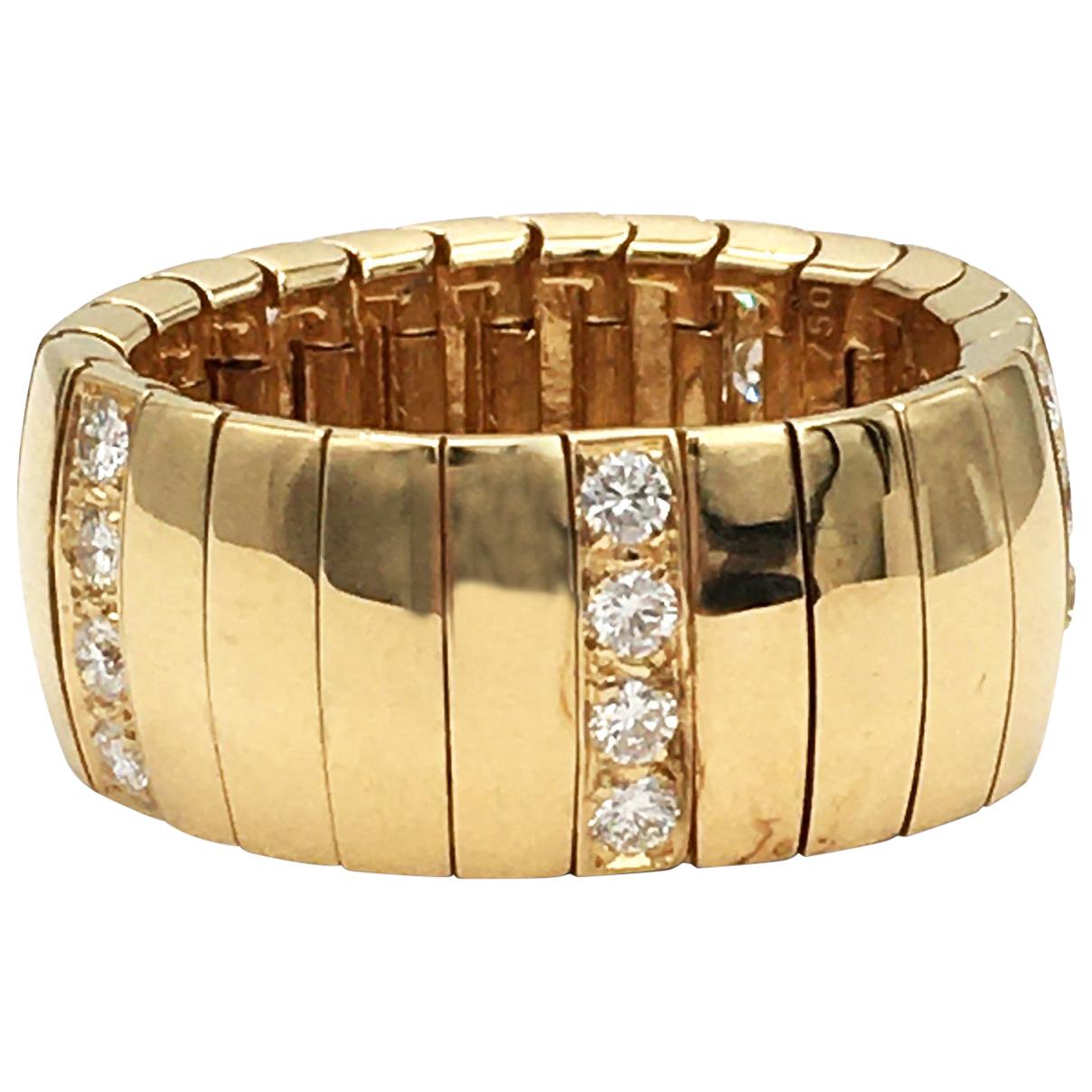 Chaumet Diamond Gold Cluster Ring at 1stDibs