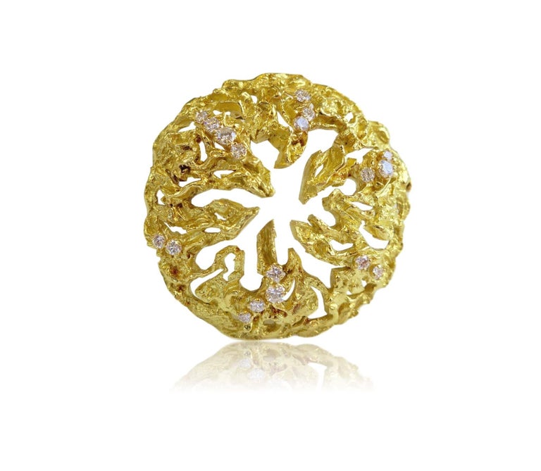 Chaumet Gold and Diamond Pendant/Brooch, French, 1970s For Sale at 1stDibs