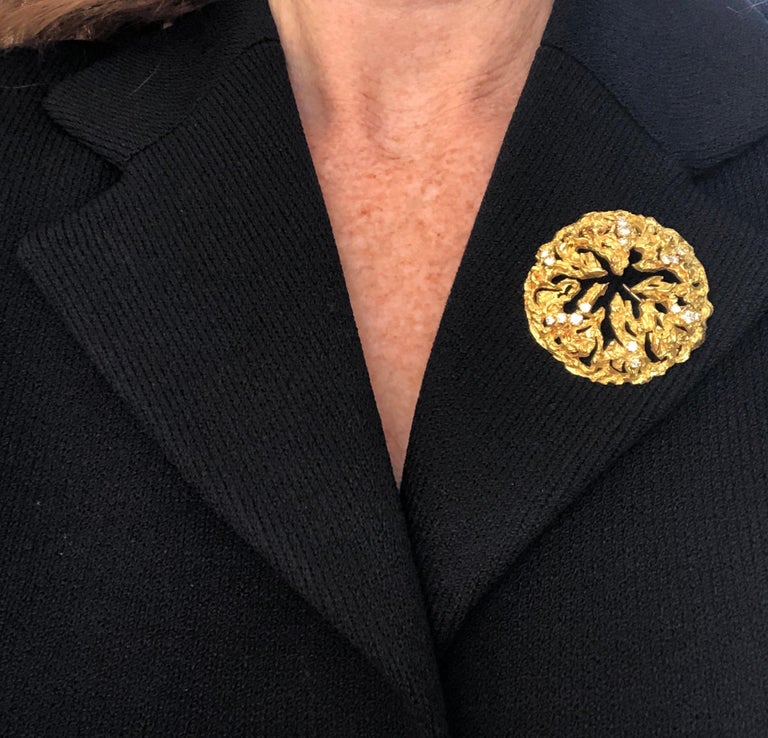Chaumet Gold and Diamond Pendant/Brooch, French, 1970s For Sale at 1stDibs