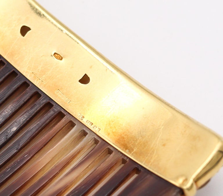 Chaumet London 1968 Hair Comb in 18kt Gold with 2.32ctw in Diamonds and ...